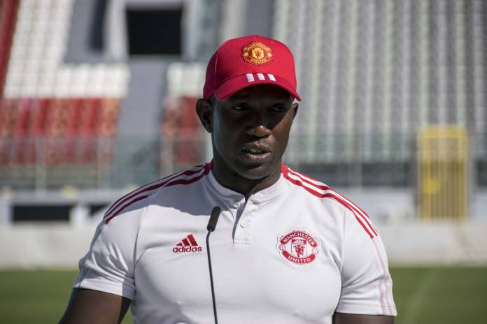 Former Manchester United striker Dwight Yorke confirms application to ...